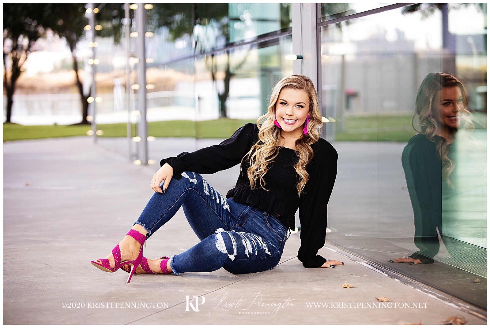 Uptown Girl Senior Style | Rileigh | Liberty | Senior Portraits ...